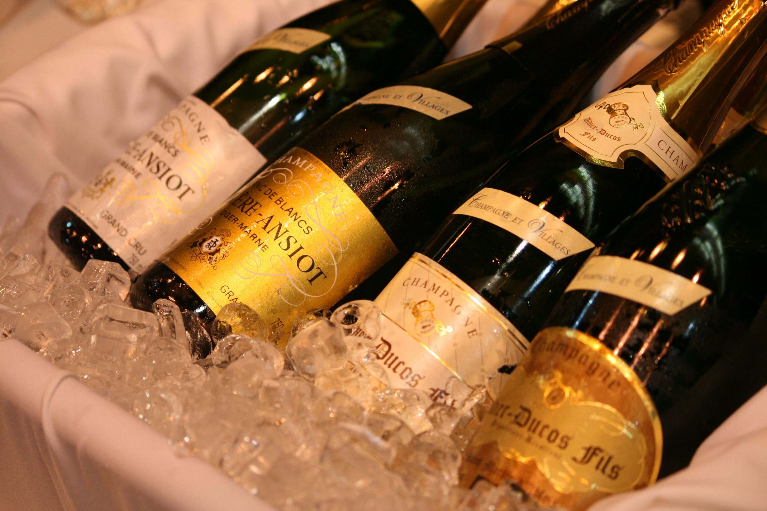 Sparkling Wine Devotees Converge on New Orelans